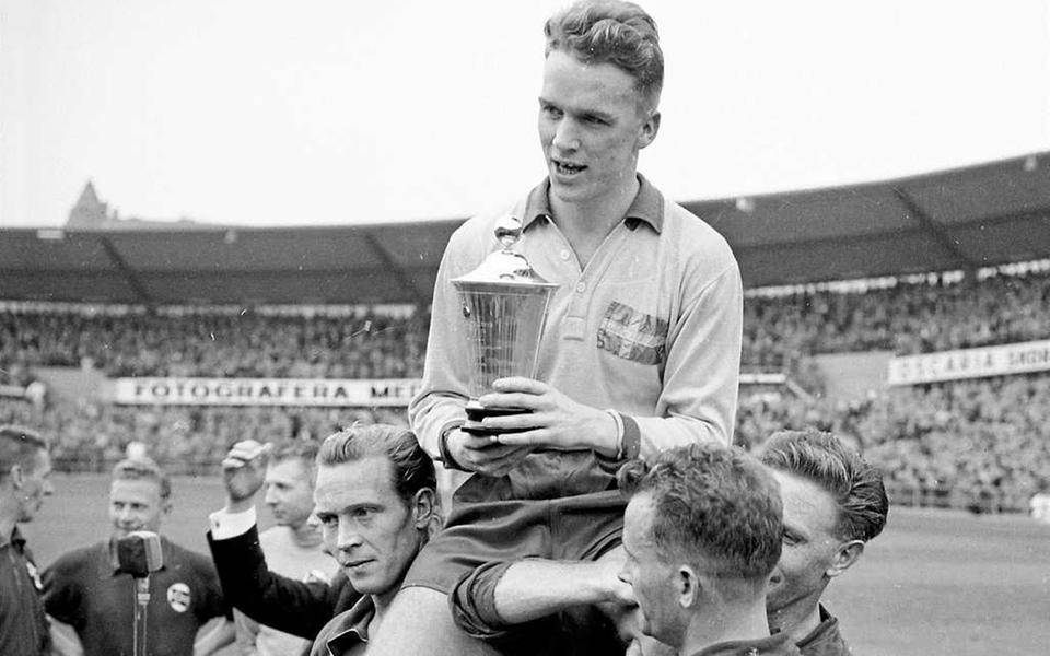 Agne Simonsson Là Ai? - Sự Nghiệp Của Cầu Thủ Người Thụy Điển